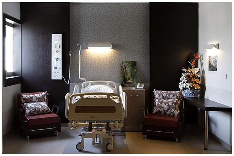 خانه | مجتمع بیمارستانی یاس